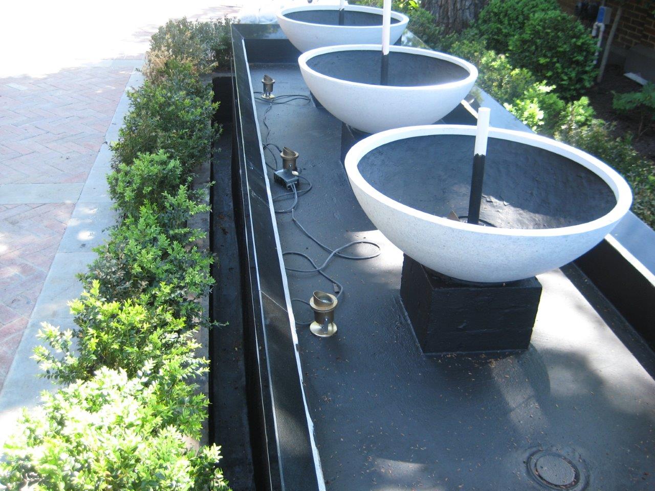 Floating bowl water feature: How we did it - Ian Barker Gardens