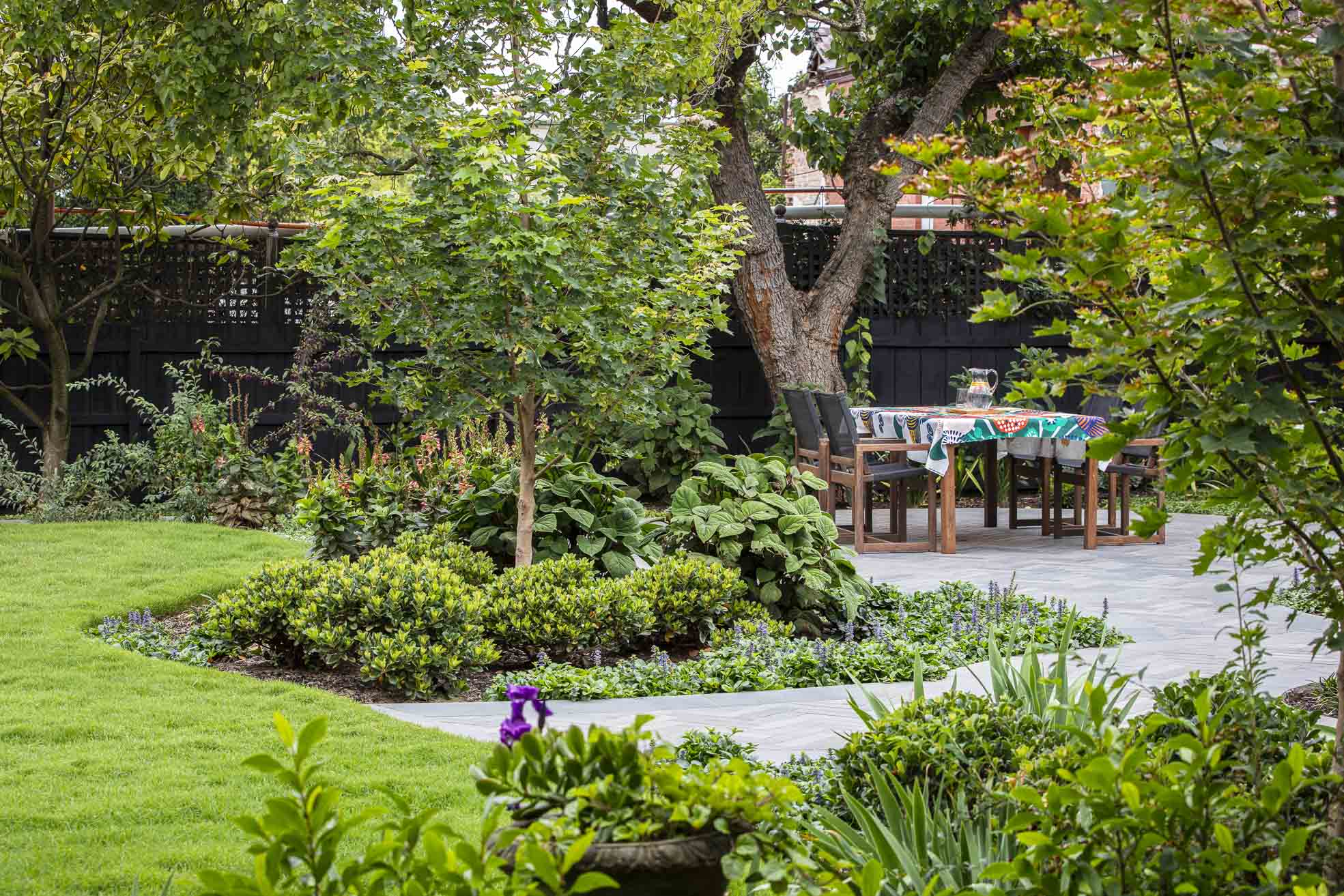 Hawthorn 4 - Ian Barker Gardens